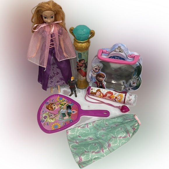 Disney | Toys | Disney Frozen Princess Anna Kristoff Pvc Doll Figures ...